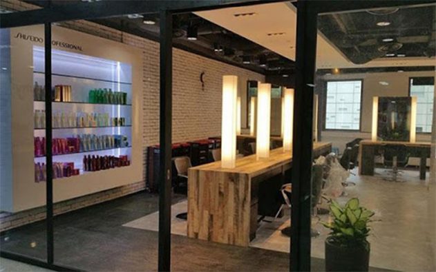 16 Best Hair Salons for C-Curl Perms and More