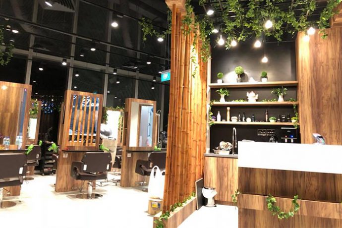 16 Best Hair Salons for C-Curl Perms and More