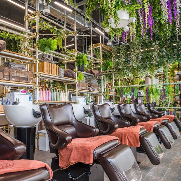 16 Best Hair Salons for C-Curl Perms and More