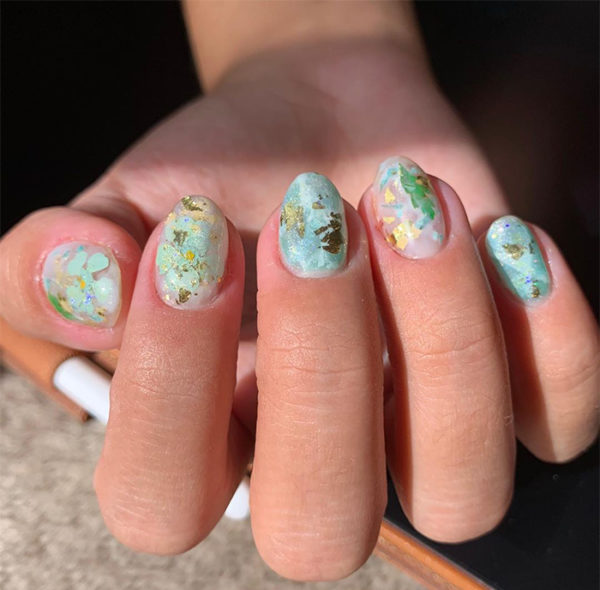 28 Chinese New Year Nail Inspirations [2024 Edition]