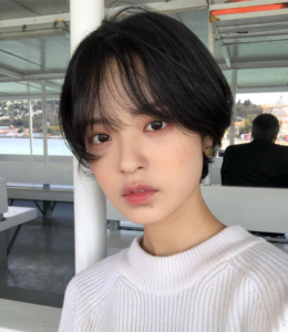 10 Short Hairstyles That Will Make Your Face Look Slimmer | Daily ...