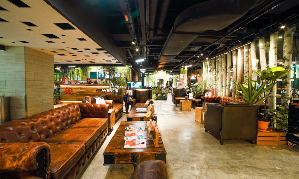 What Is a Cold Perm? Here Are 15 Best Salons to Visit